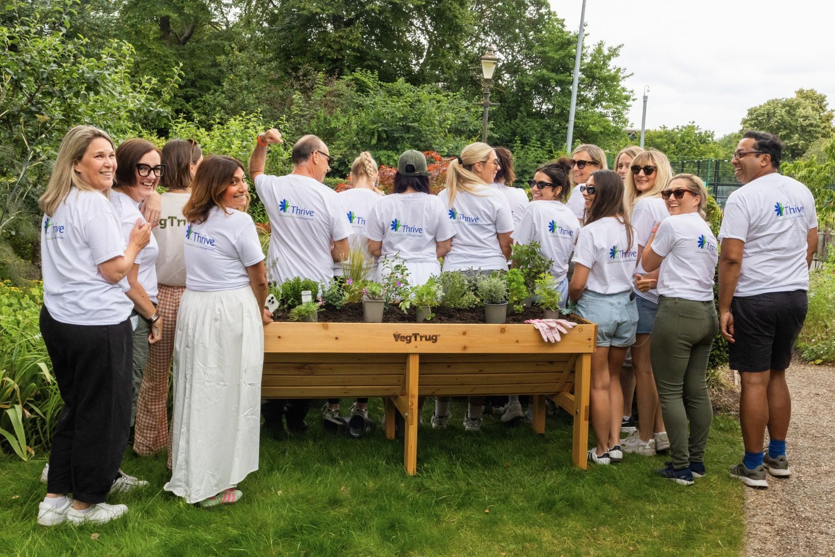 Thrive’s corporate day with Robert Dyas plants smiles all round - Thrive